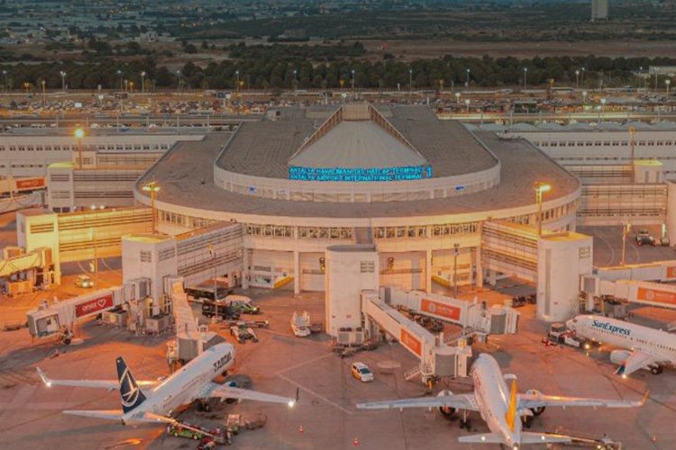Antalya yılın 'hava' rekorunu kırdı! Antalya yılın 'hava' rekorunu kırdı!